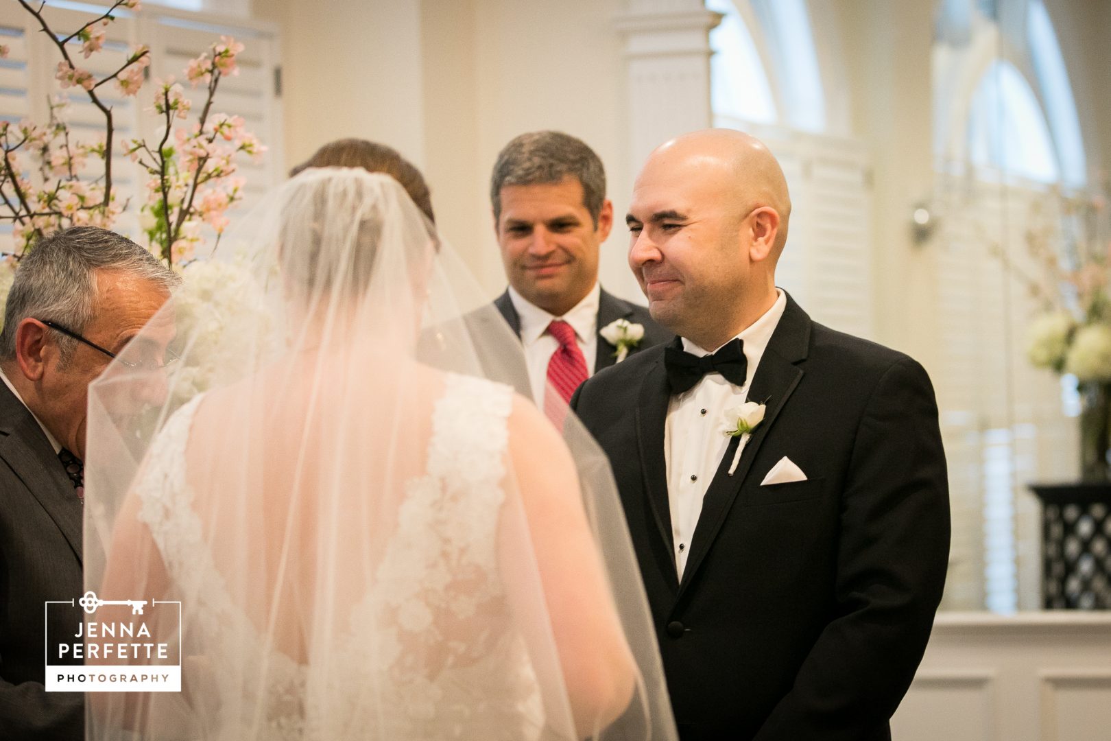 Intimate Winter Wedding – Brian & Amanda | Jenna Perfette Photography