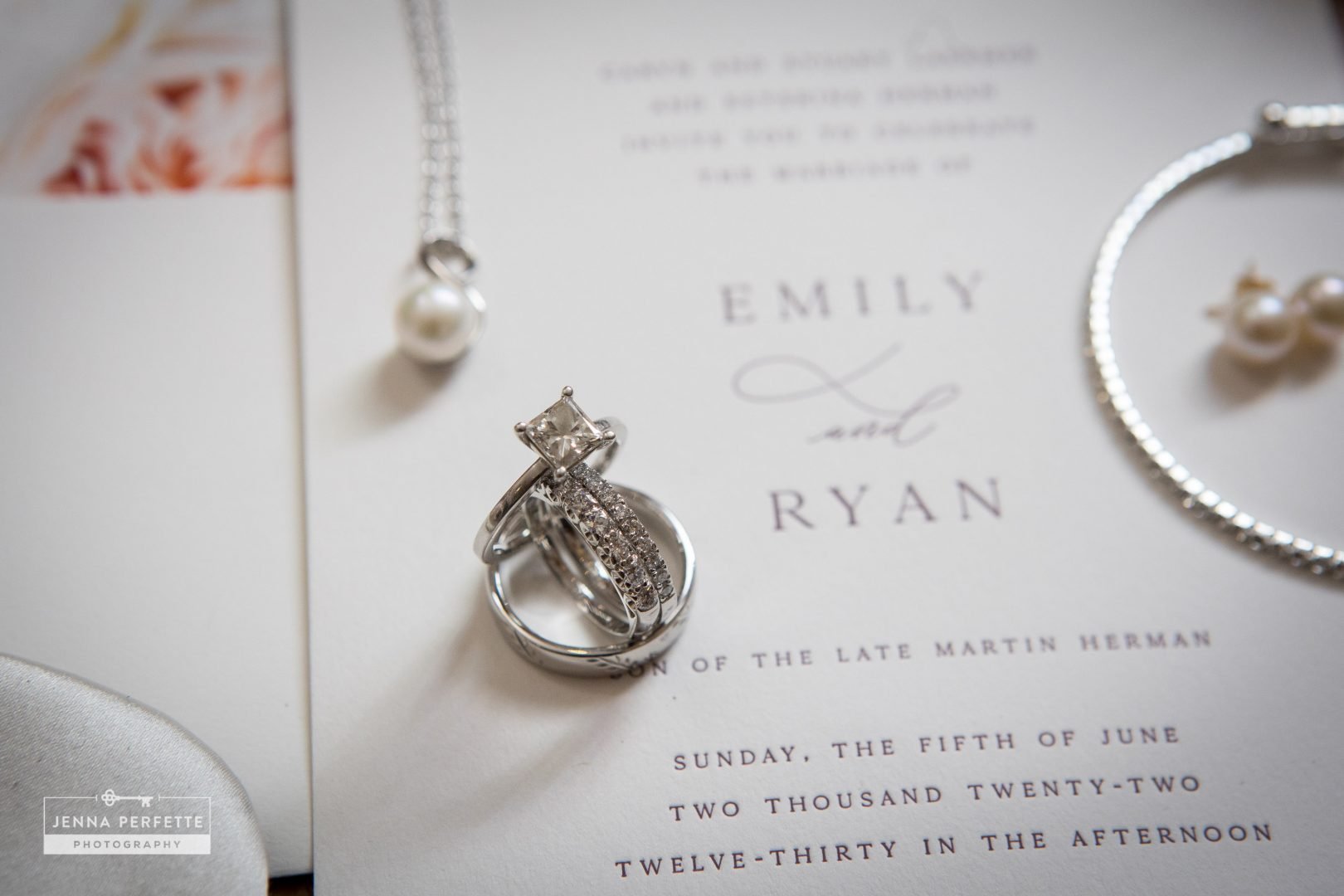 Brick Farm Tavern, Summer Wedding Photos- Hopewell, NJ | Jenna Perfette ...